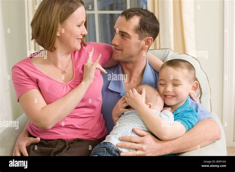 Ich Liebe Dich Fingerzeichen Fotos Und Bildmaterial In Hoher