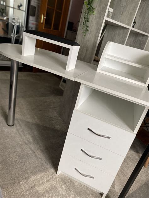 Стіл для манікюру манікюрний стіл стіл для майстра 990 грн