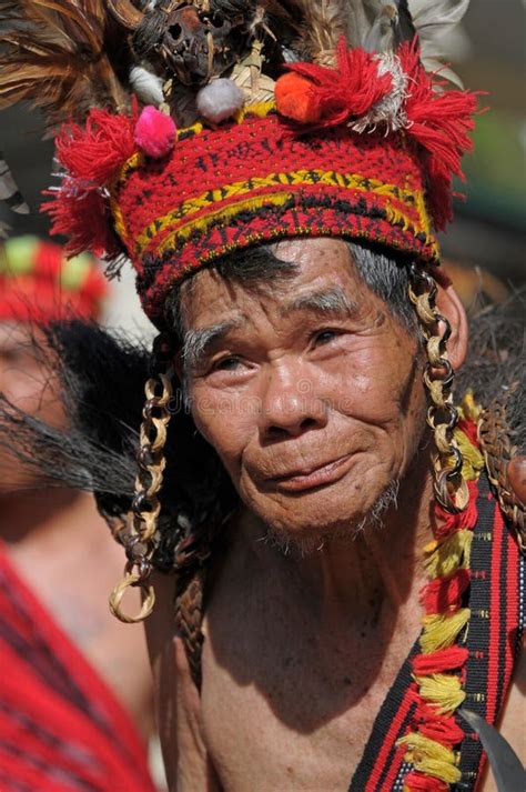 The Woman Of A Papuan Tribe Editorial Stock Image Image Of Dress
