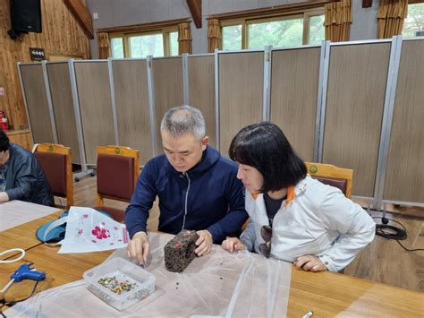 평촌교회 교회여 사랑으로 충만하라 생명으로 살아가라 평촌교회 교회여 사랑으로 충만하라 생명으로 살아가라