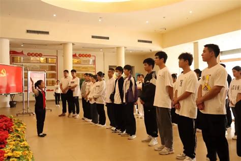 广西体育高等专科学校学生会开展“凝聚青年力量 激扬青春活力” 素质拓展活动 共青团广西体育高等专科学校委员会