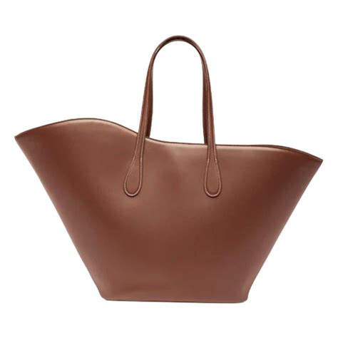13 Best Leather Tote Bags According To Style Experts