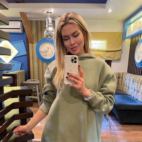 Подавшая на развод Марина Африкантова рассказала о новом увлечении Вокруг ТВ