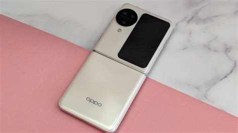 Oppo Find N Flip Review