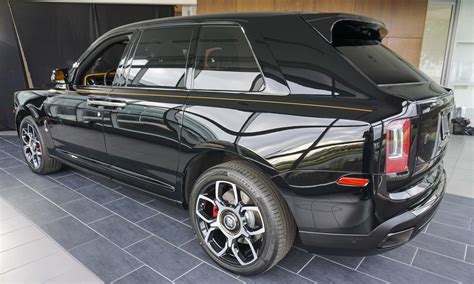 Rolls Royce Cullinan Black Badge First Look