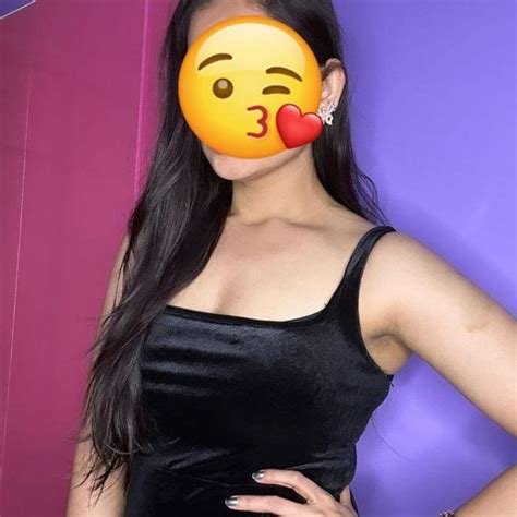Priya Cam Girl Indian Escort In Bangalore
