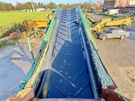 Powerscreen Warrior 2400 Screener Boss Machinery