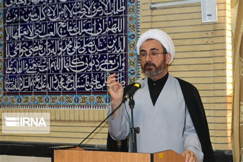 امام جمعه ایلام مقابله با جنگ شناختی دشمنان اولویت امروز متولیان