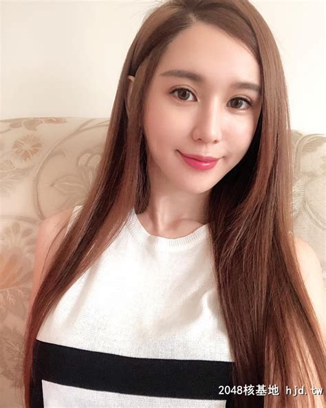 NứngVL net 性感身材讓人口水止不住 白皙美女完全中了台灣男人的心 桃桃 11P Page 1 2