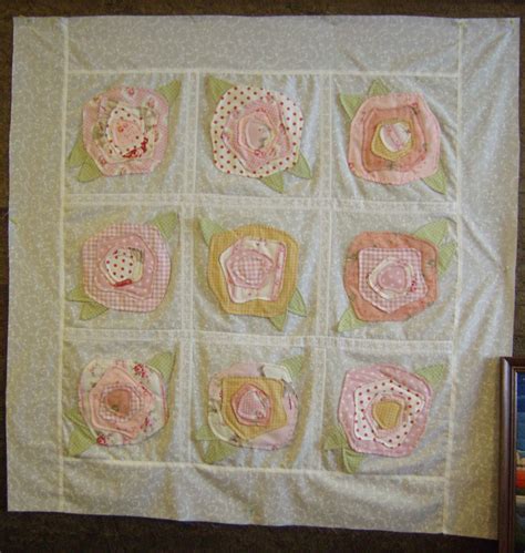 Shawkl Designs Parisian Rose Quilt