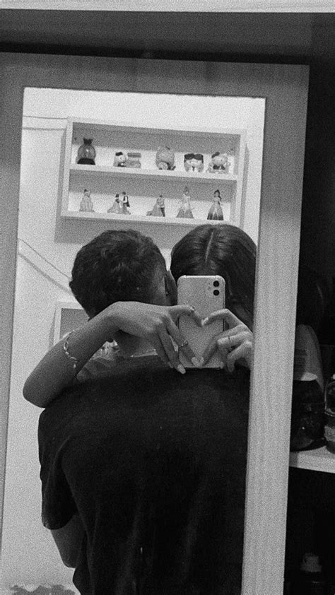 Cute Couple Poses Couples Poses For Pictures Cute Couples Kissing Cute Couple Selfies Cute