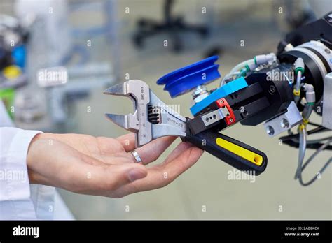 Use Of Flexible Robotics In Industrial Manufacturing Processes Mobile Robot Advanced