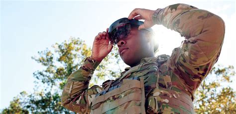 Volume 25 Us Army Virginia Soldiers Test New Ivas Technology Capabilities With Hands On