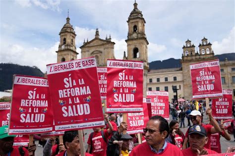 Reforma De Salud En Colombia En El Centro Del Cambio De Gabinete De