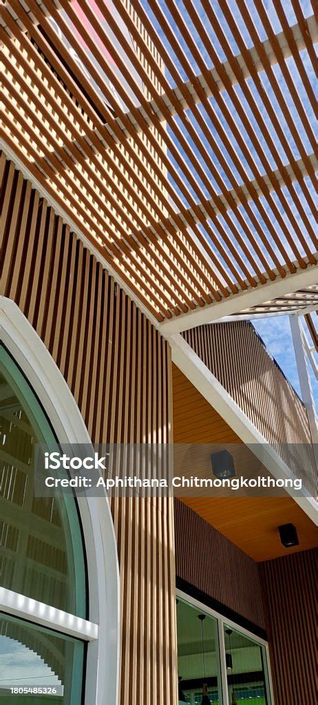 나무 판금 기하학적 사각형 모양 외관 디자인 장식 현대 스타일 최소 추상 배경 0명에 대한 스톡 사진 및 기타 이미지 0명 건물 외관 건설 산업 Istock