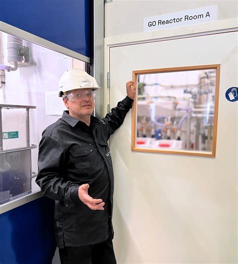 How We Customize Graphene Oxide — Layerone Advanced Materials