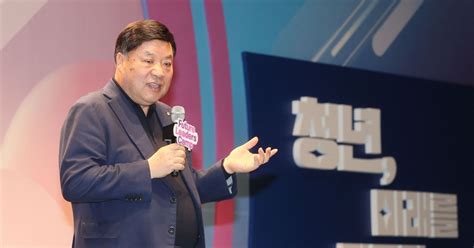 서정진 “셀트리온 지주사 미국 나스닥 상장 추진”