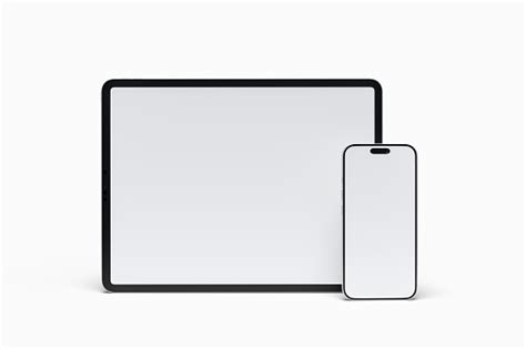 사실적인 현대 태블릿 및 스마트 폰 디지털 장치 모형 전면 뷰는 배경에 격리 된 빈 화면입니다 Ui Ux 앱 및 웹 사이트
