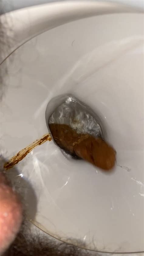 FART AND POO AFTER WORK ThisVid Com