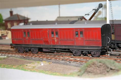 7mm Scale Br Ex Lswr Sr Dia 863 44ft Full Brake R N S1021 Weathered Crimson Lake Livery