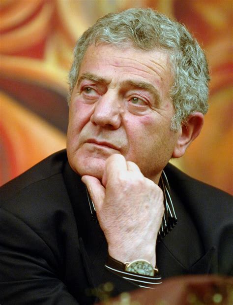 Стефан Цанев Не е късно 24 май да стане национален празник Спомен