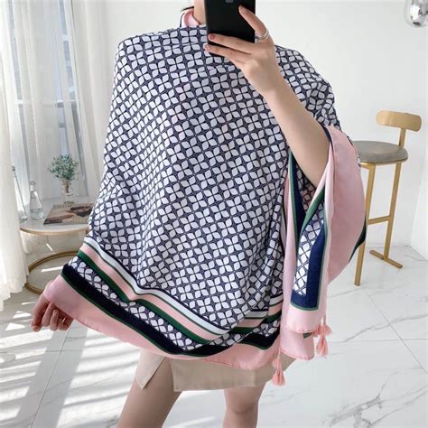 ผ้าคลุมไหล่หนา ผ้าพันคอ Scarf Shawl สไตล์โบฮีเมียน ผ้าหนา กันแดด กันลม222 241 Shopee Thailand