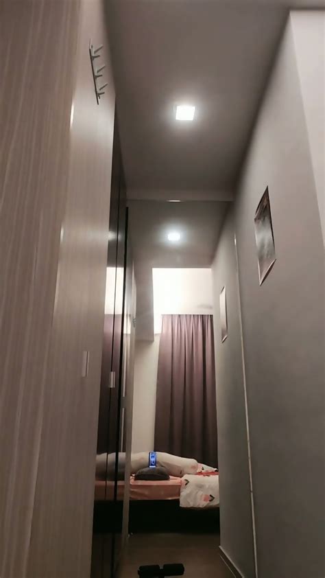 Telegram Mbacu Telanjang Dada Pamer Body