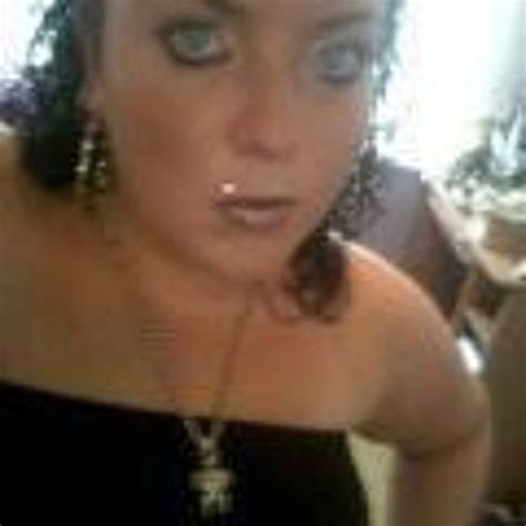 Stream Michelle Rowles Music Listen To Songs Albums Playlists For