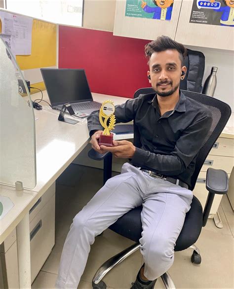 Jaymin Patel On Linkedin First Month First Achievement🏆 Salesmanager Urban Money