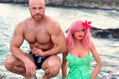 সকস ডলর পলসটক সরজর শষ পরযনত বয করলন বড বলডর ODD বল Bengali News