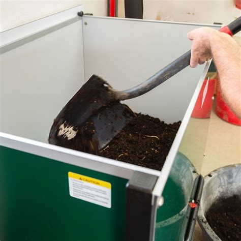 Premium Compact Continuous Flow Vermicomposting System Hiwassee Products