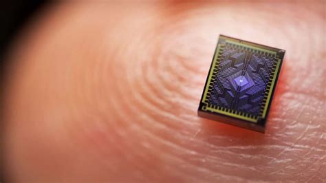 Intel Launches New Quantum Chip That Could One Day Make X86 Obsolete Intel Launches New Quantum Chip That Could One Day Make X86 Obsolete