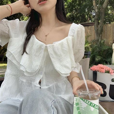 베이지하루 화이트 블라우스 상의 러플 플리츠 시스루 주름 밴딩 루즈핏 스퀘어넥 비치 바캉스룩 휴가 리조트룩 휴양지옷 30대 40