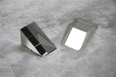 Optical Components Quartz Prism Custom Made Fused Silica Prism And