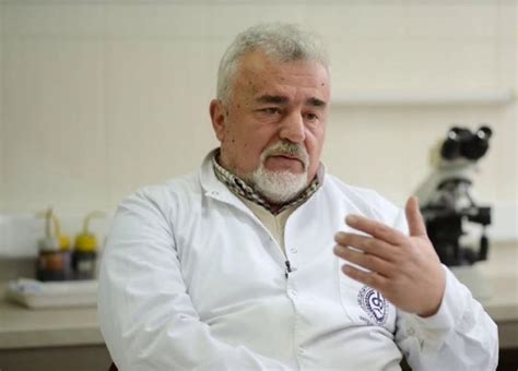 Интервју со доктор Никола Пановски Државата заслужува „двојка“ за справување со пандемијата од