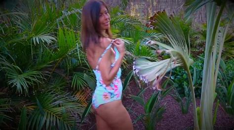 Free Swimsuit Mature Porn Videos XHamster