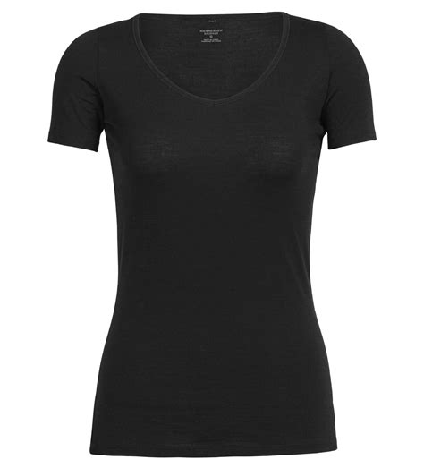 Looking For The Best Black T Shirt 15 Cozy Travel Picks