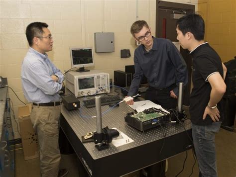 Optically Controlled Tunable Microwave And Millimeter Wave Devices For Adaptive Wireless