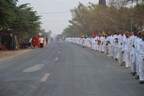 សារព័ត៌មាន ហង្សតូច Added A New Photo សារព័ត៌មាន ហង្សតូច