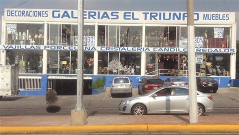 En cuarentena la única persona que entraba a Galerías el Triunfo y