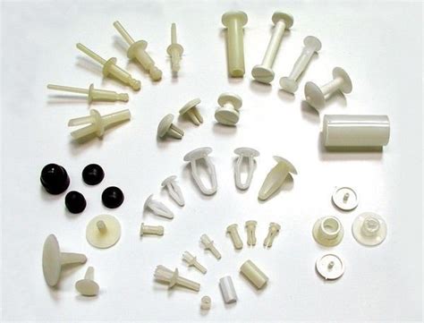 Plastic Fastener At Rs 2 5 Piece S Plastic Fasteners Id 6874216988