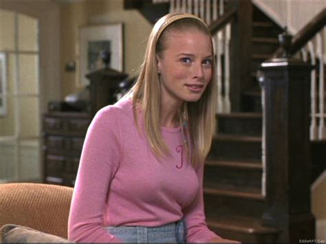 Rachel Nichols Continuum