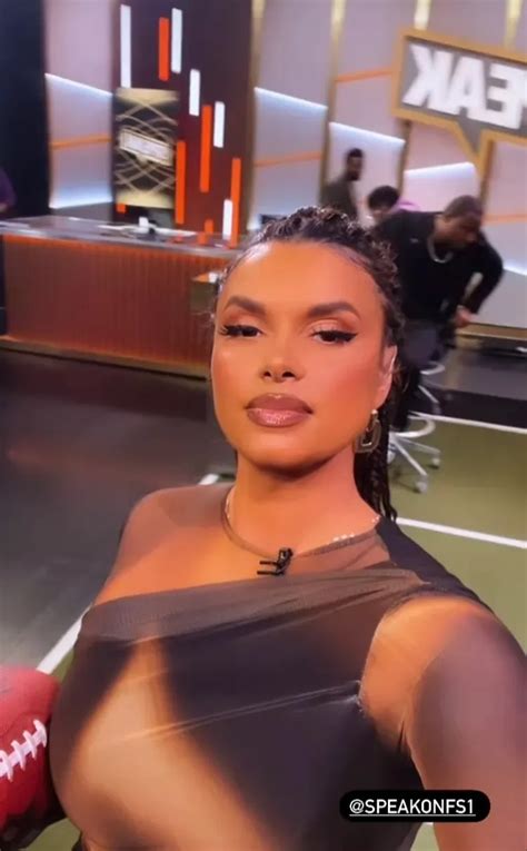 F Host Joy Taylor Flaunts Her Body In A Dress That Displays Her Thighs Page Of