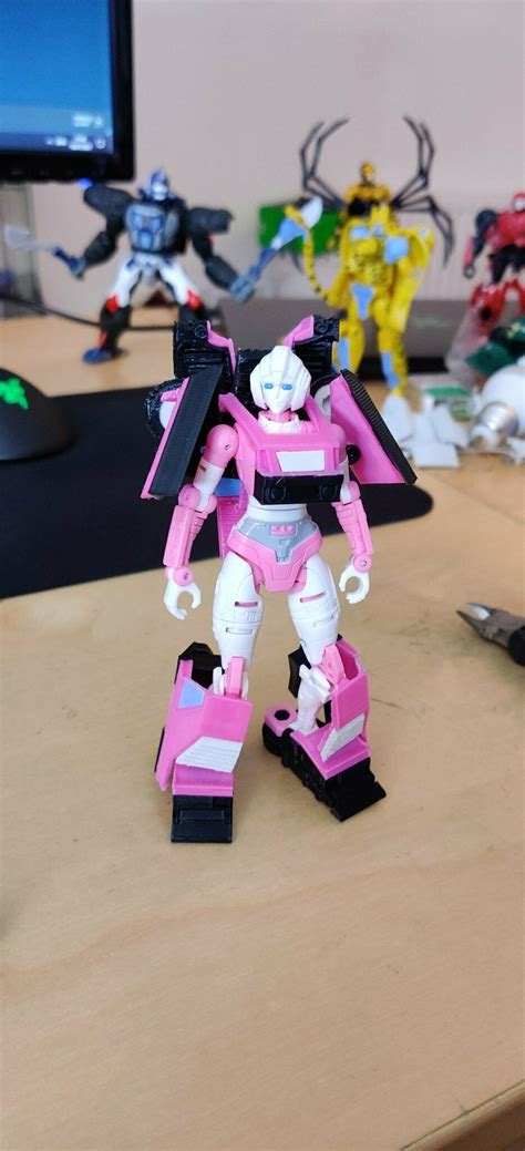 Archivo 3d Gratis Kit De Conversión Earthrise Arcee Earthmode Basado En El Cómic Crossover