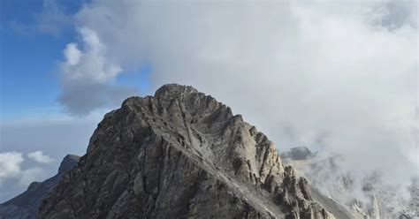 Връх МИТИКАС планината ОЛИМП