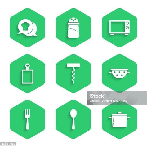 세트 와인 코르크 나사 숟가락 요리 냄비 부엌 소쿠리 포크 도마 전자 레인지와 요리사 모자 음성 거품 아이콘 벡터 가정 생활에 대한 스톡 벡터 아트 및 기타 이미지 Istock