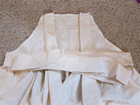 Do It Yourself Divas DIY Flirty Apron Revamped For Thanksgiving