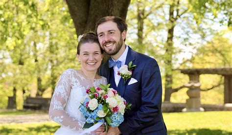 Tiffany Amariuta And Eric Bartells Wedding Website