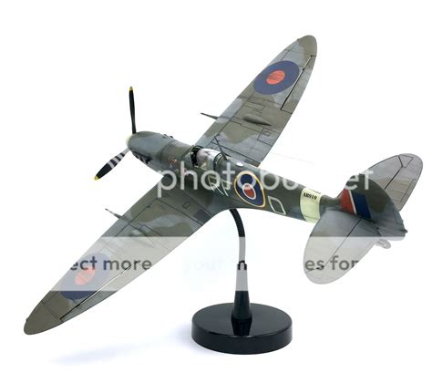 Airfix 1 24 Spitfire Mk Vb Lsm 1 32 And Larger Aircraft Ready For Inspection Large Scale