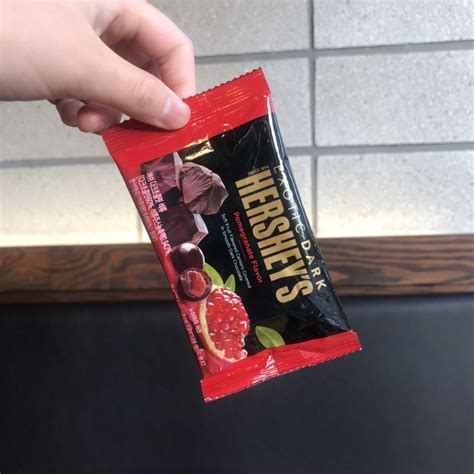 편의점 초콜릿 간식 허쉬에서 다크 초콜릿 새로운 맛이 나왔다 블루베리 And 석류 네이버 블로그